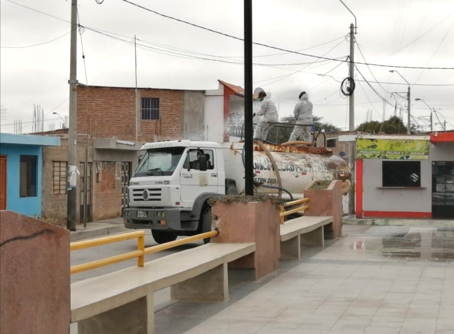 Ejecutan campaña de limpieza y desinfección en Viviate
