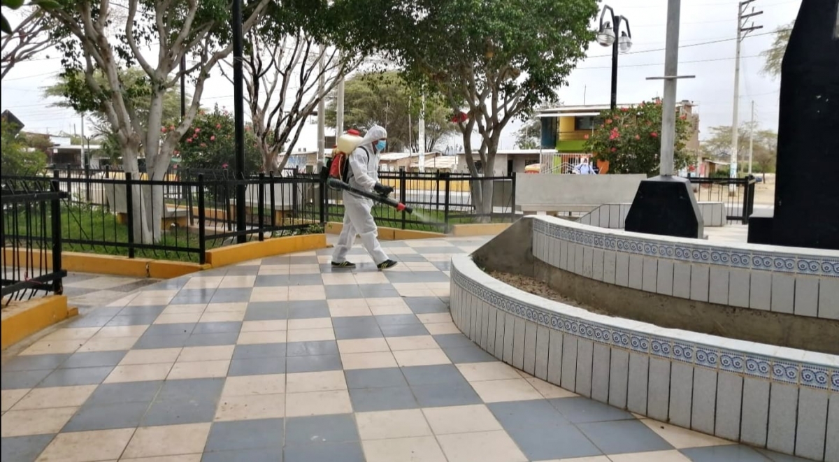 Ejecutan campaña de limpieza y desinfección en Viviate