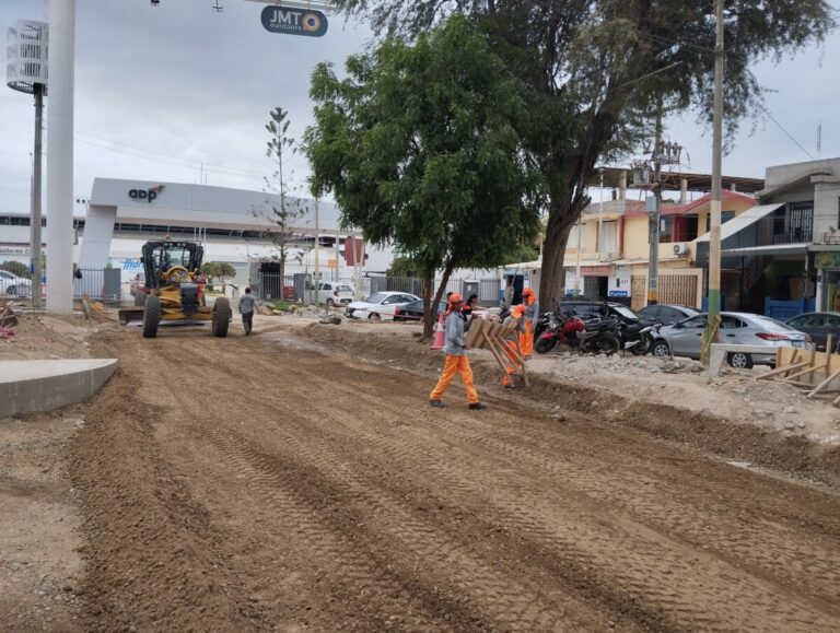 Posible cierre del Aeropuerto Guillermo Concha Iberico generaría ...
